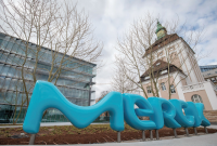 글로벌제약사 머크, 안과치료약 개발 아이바이오 13억달러에 매수